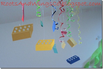 RootsAndWingsCo: Super Awesome Lego Party